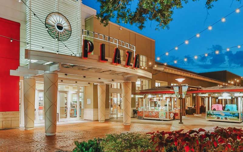 International Plaza & Bay Street | Indoor Shopping Center in Tampa
